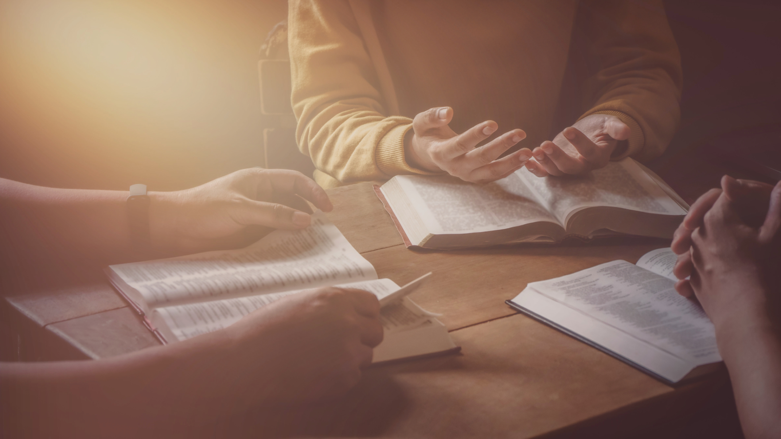 Bible Studies for Small Groups | Complete Guide & Free Resources
